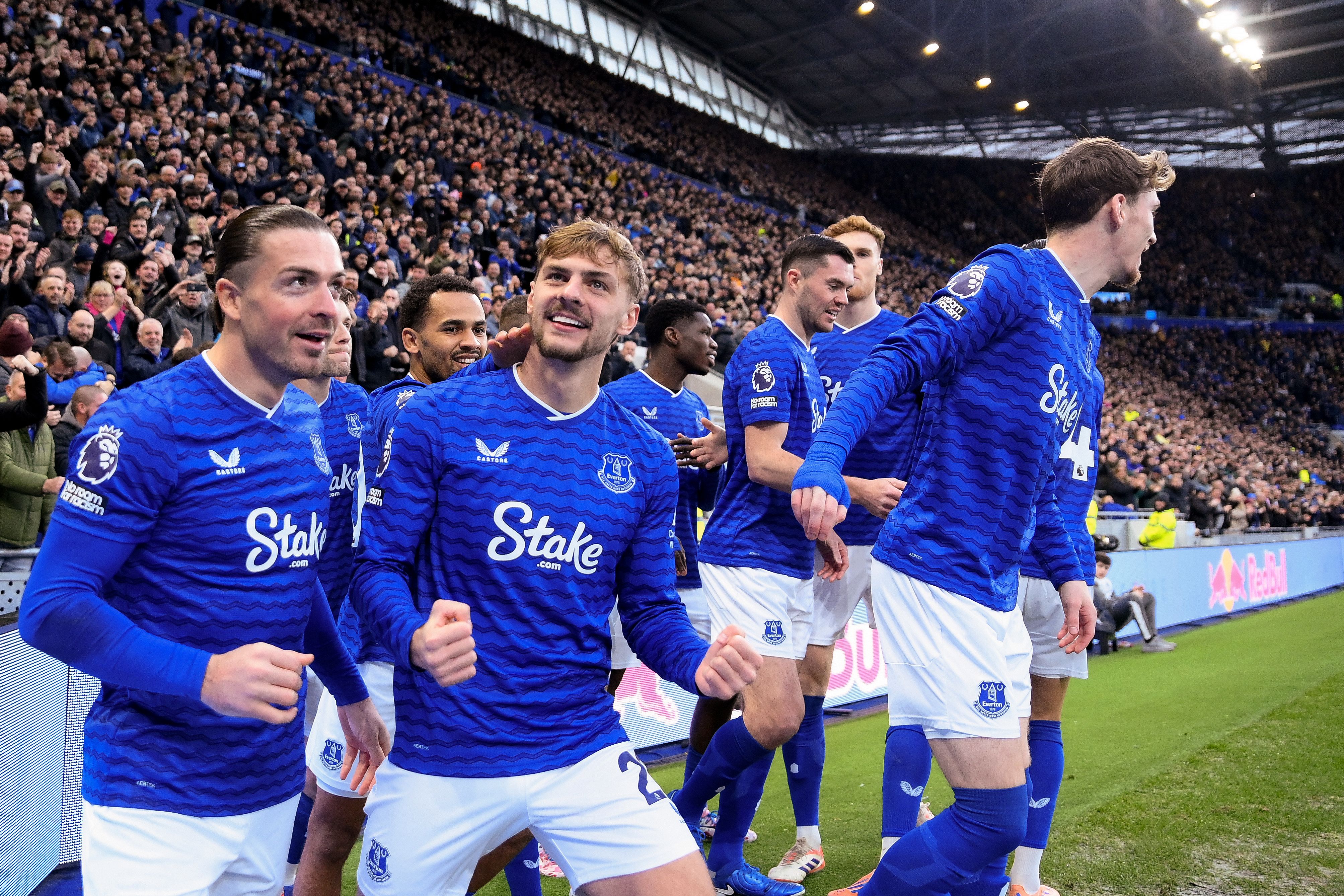 Kiernan Dewsbury-Hall | A Touch Of Class